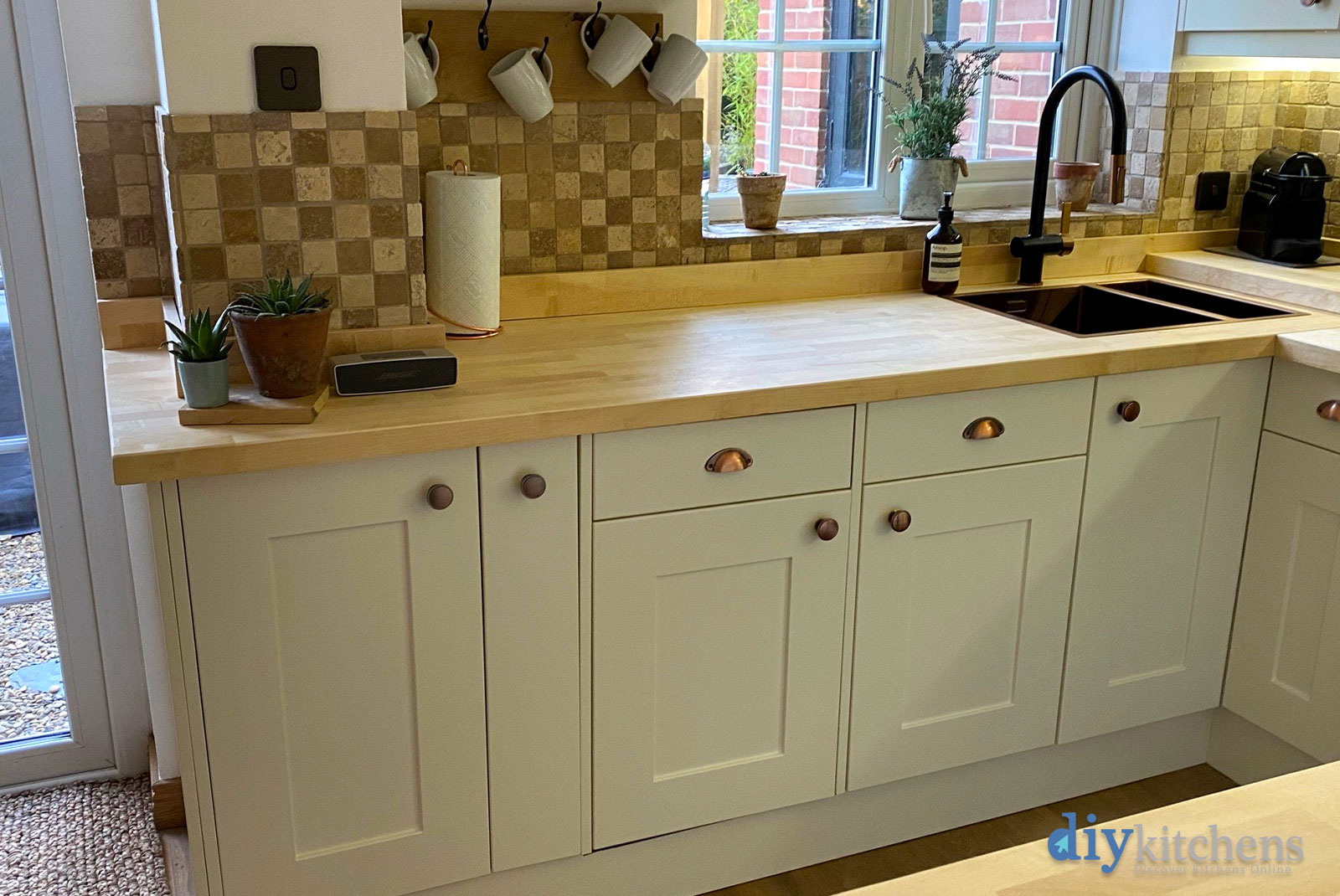 Shaker Alabaster Real Kitchens