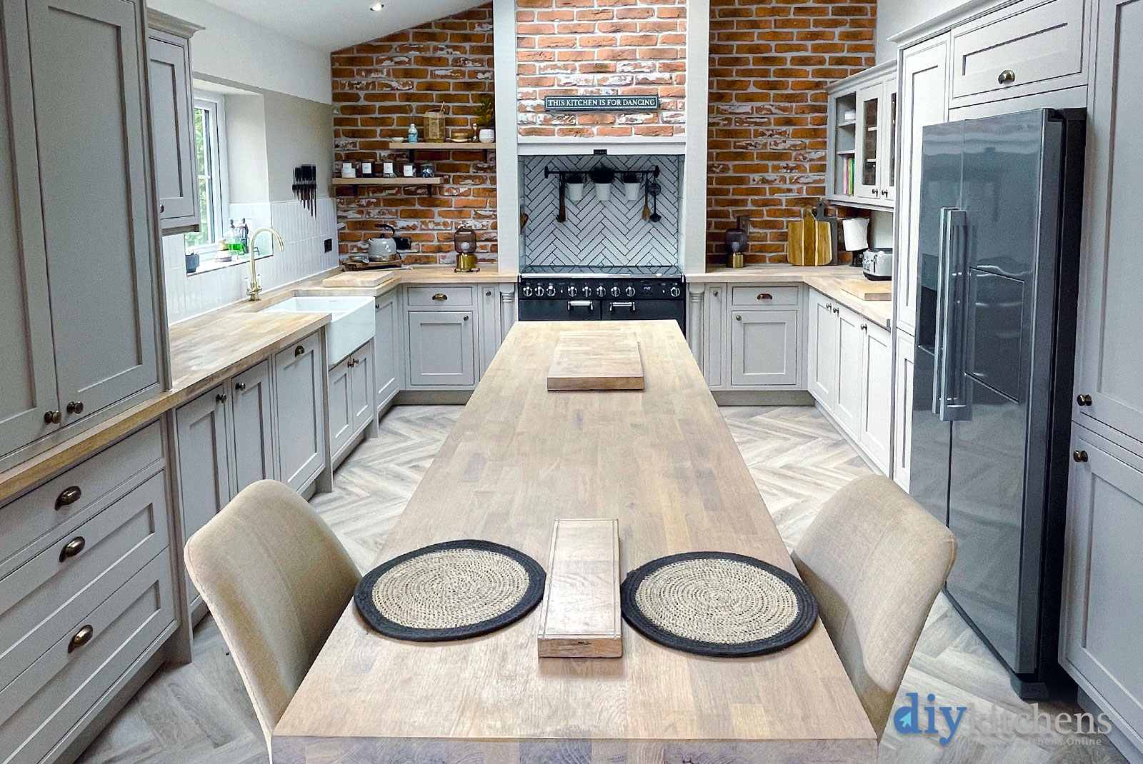 Inframe Real Kitchens