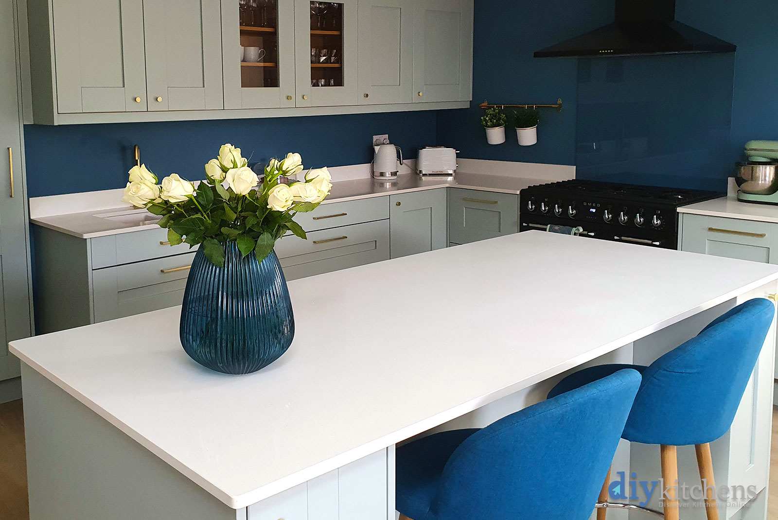 Shaker Alabaster Real Kitchens