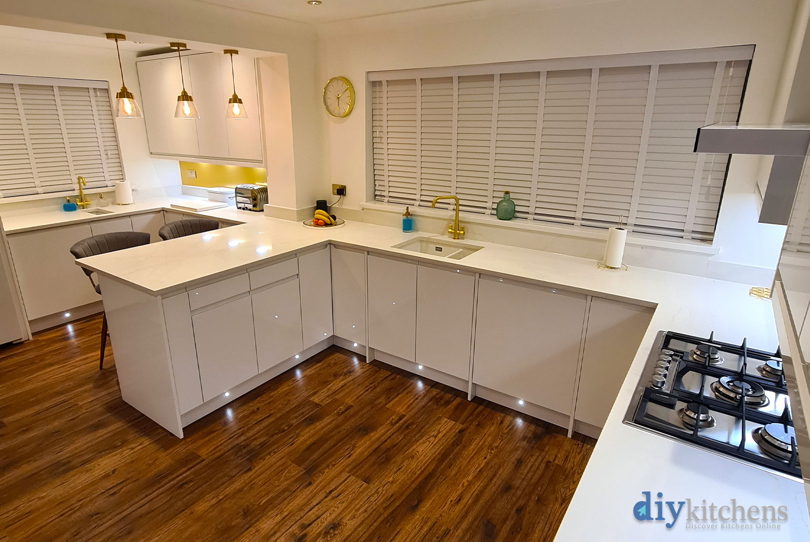 Handleless Real Kitchens