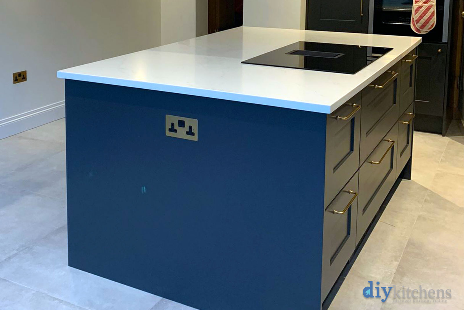 Shaker Blue Real Kitchens