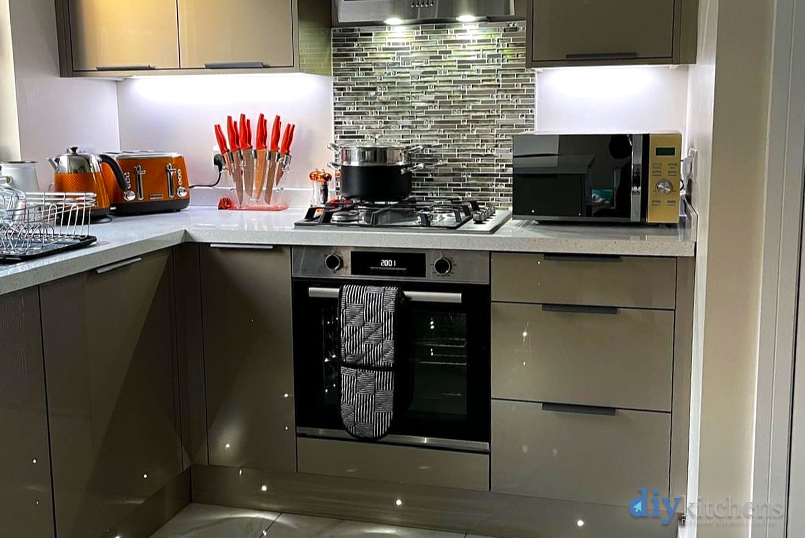 Modern Real Kitchens