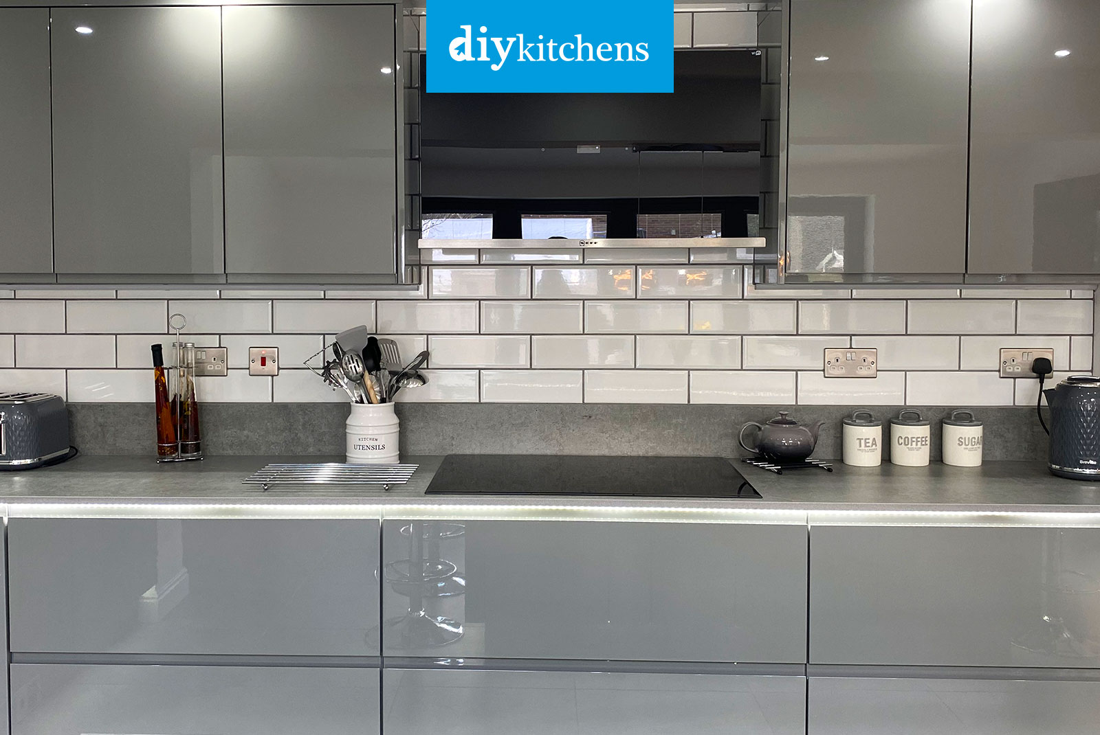 Handleless Real Kitchens