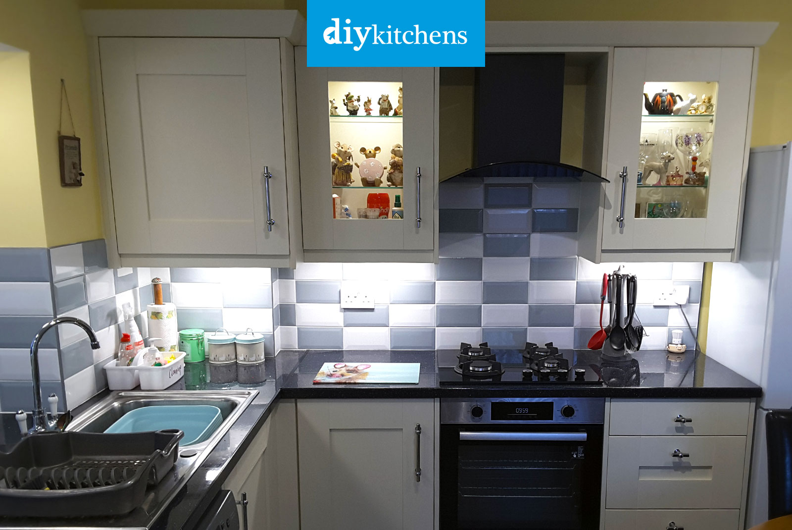 Shaker Alabaster Real Kitchens