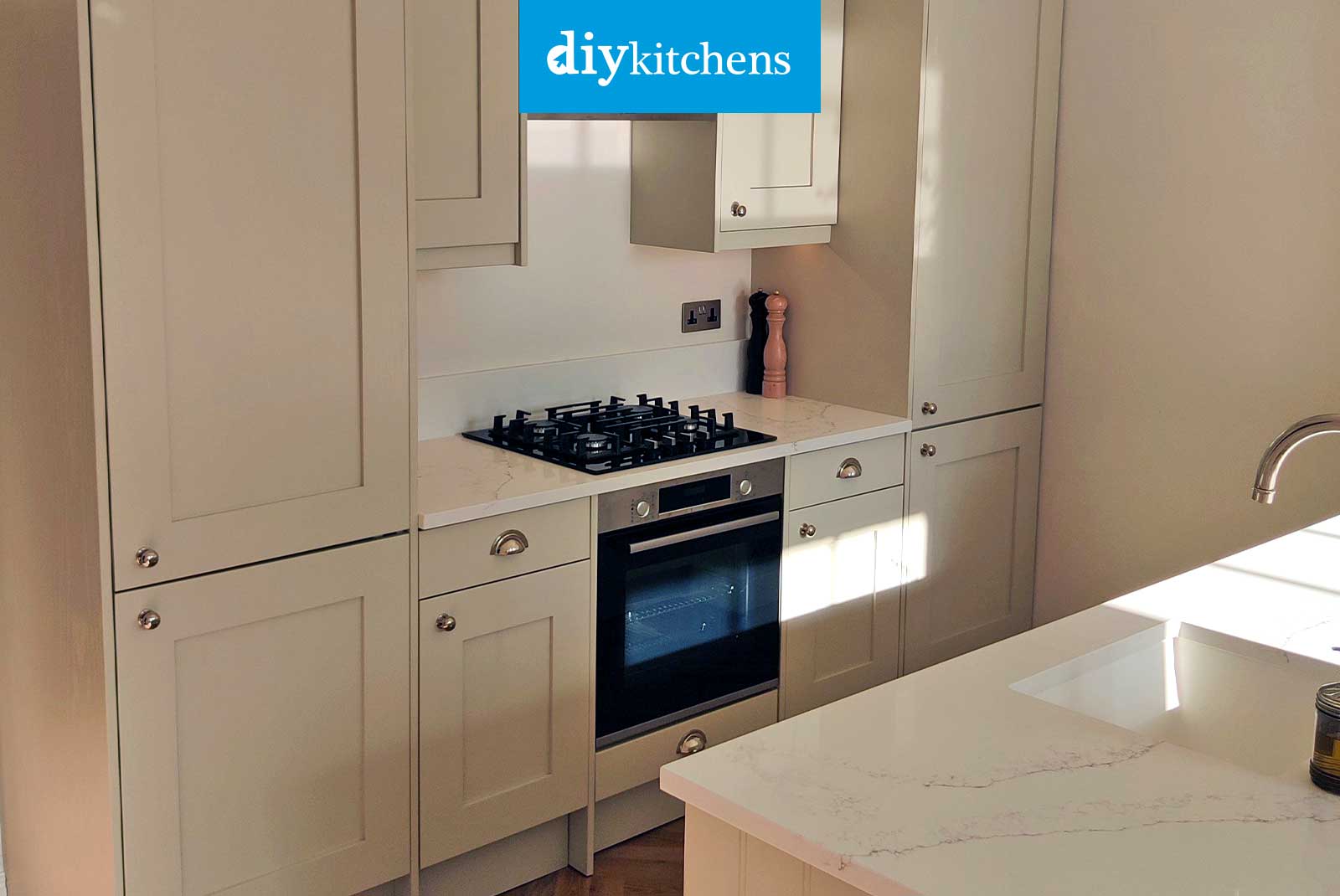 Shaker Alabaster Real Kitchens