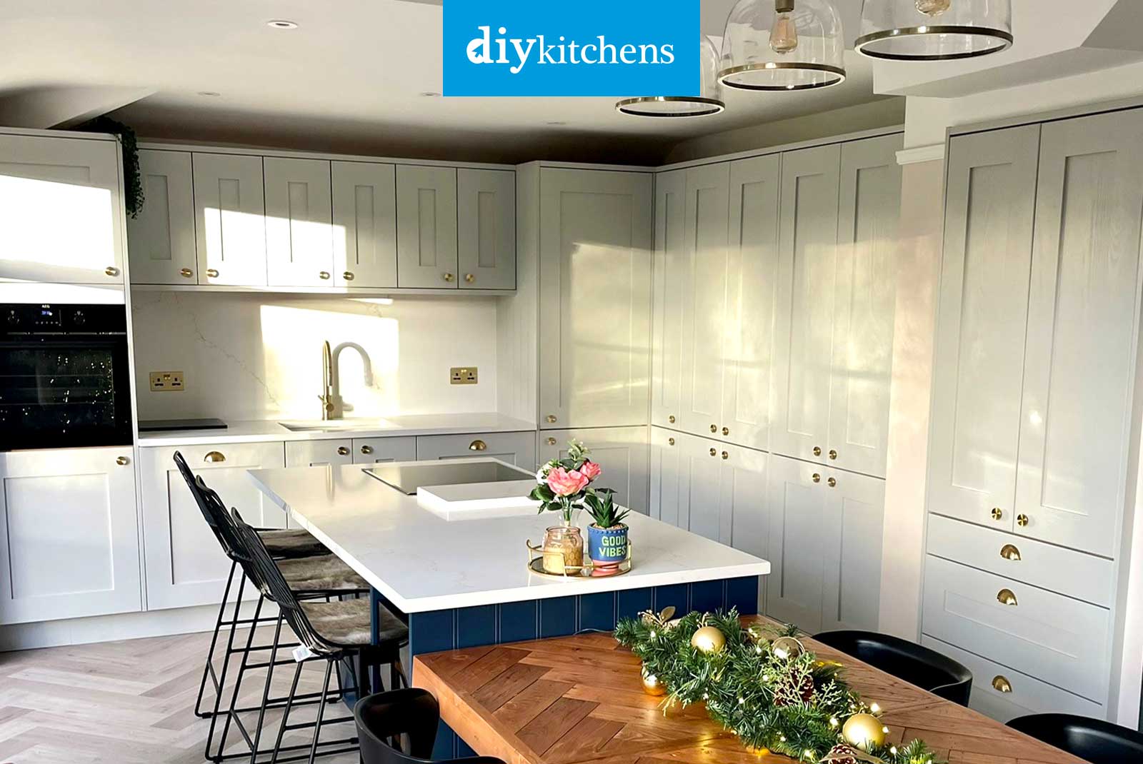 Shaker Alabaster Real Kitchens