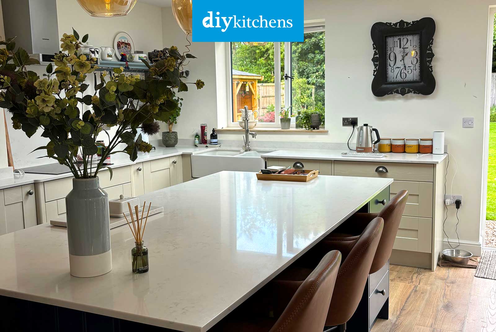 Shaker Alabaster Real Kitchens