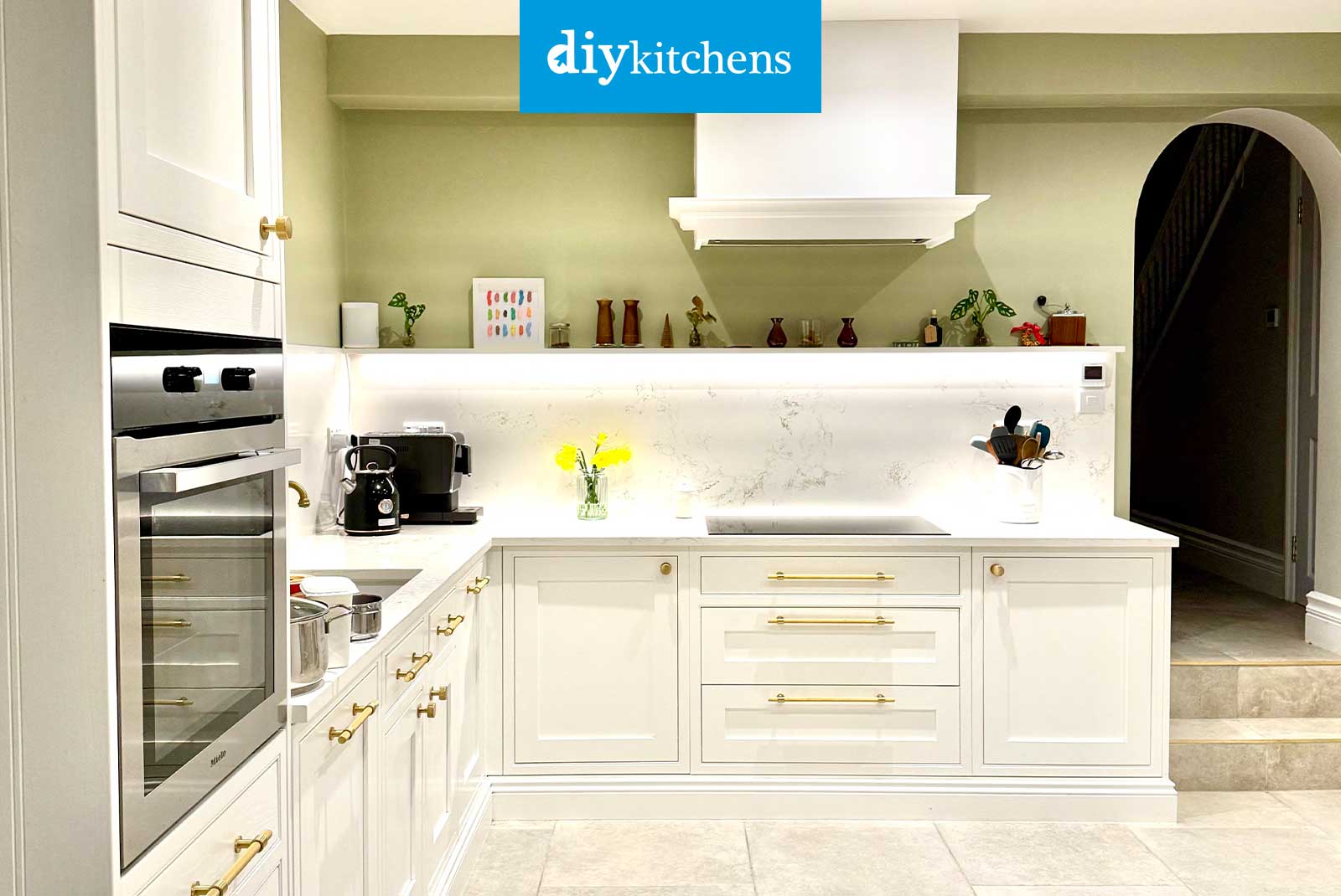 Inframe Ivory Painted Shaker Kitchen Og Kitchens